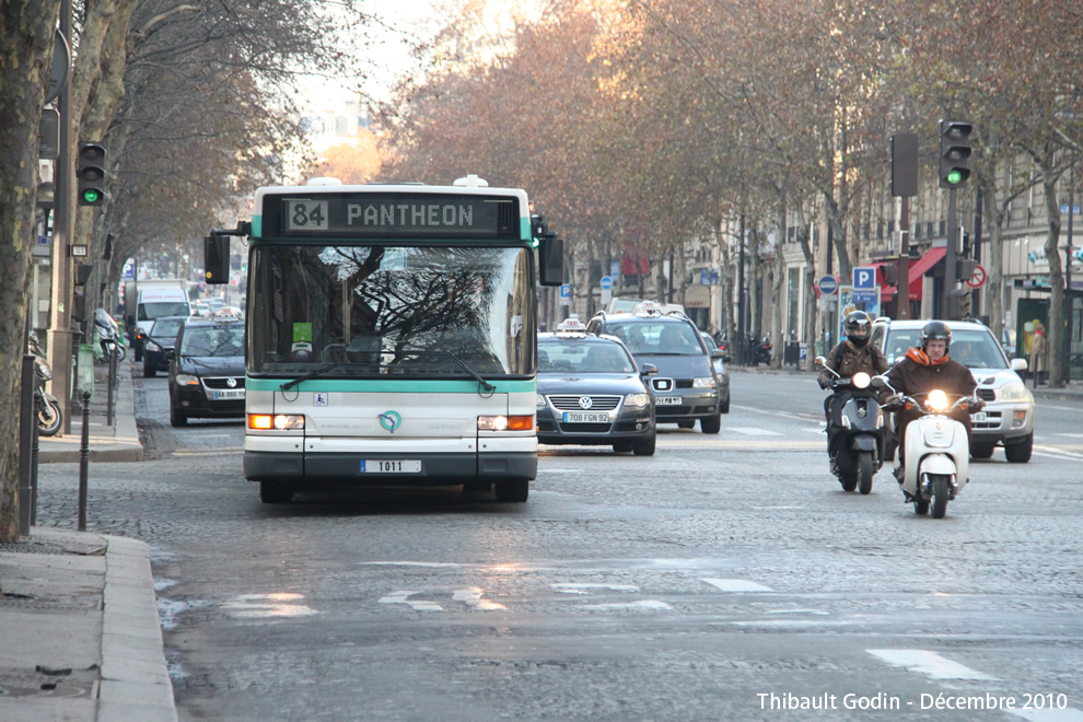 Haussmann (Paris) – Photos de trams et autres transports urbains