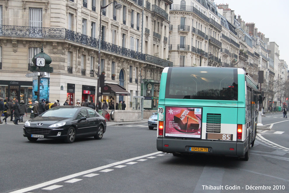 Bus 8476 (104 QJH 75) sur la ligne 85 (RATP) à Luxembourg (Paris ...