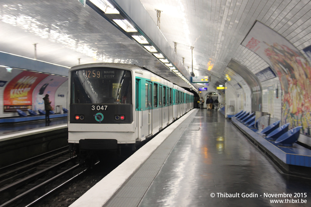 Ligne 12 – Photos de trams et autres transports urbains