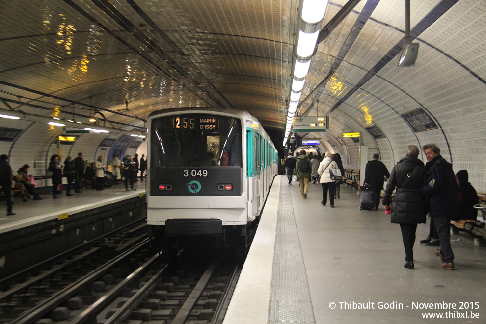 Ligne 12 – Photos de trams et autres transports urbains