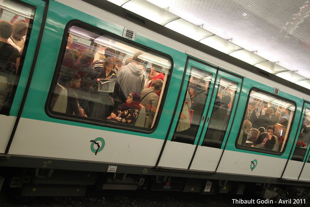 Ligne 2 – Photos de trams et autres transports urbains
