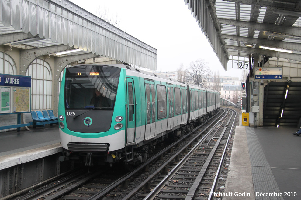 Ligne 2 – Photos de trams et autres transports urbains