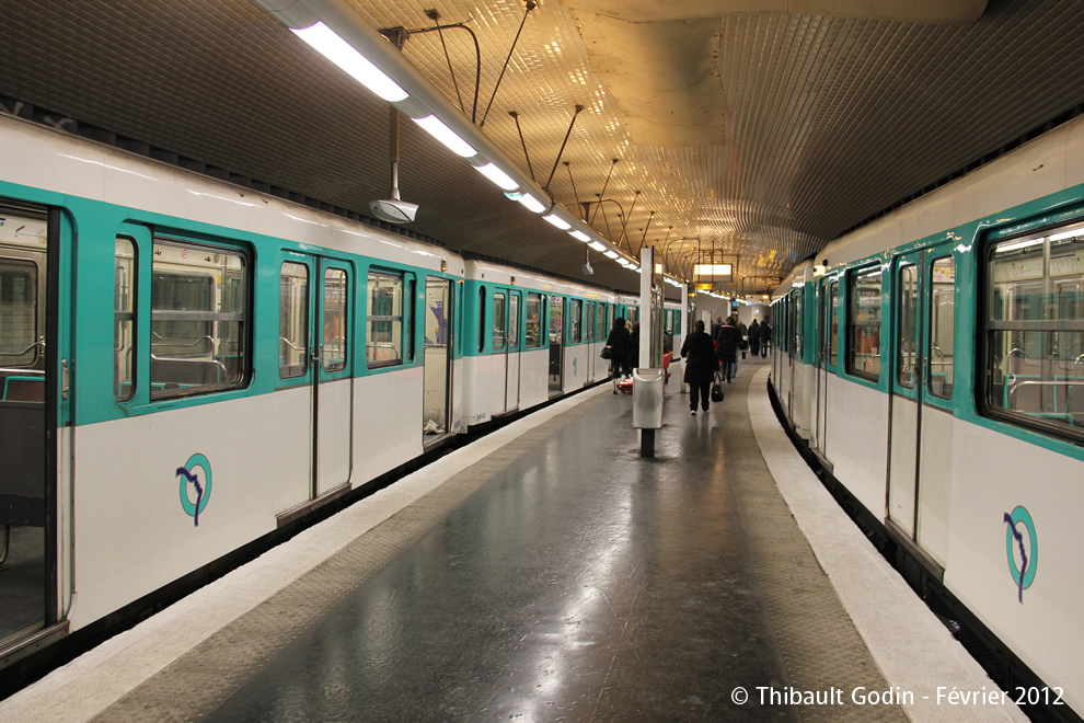 Ligne 3 bis – Photos de trams et autres transports urbains