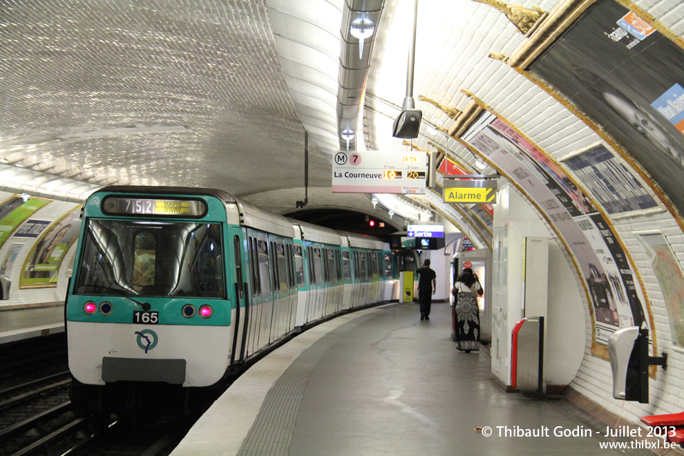 Ligne 7 – Photos de trams et autres transports urbains